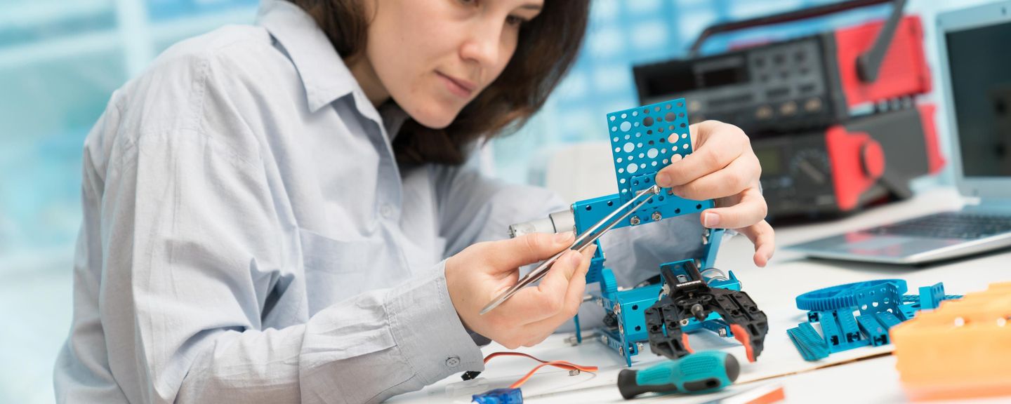 Curso de Mecatrônica Industrial - Presencial | Faculdade Anhanguera